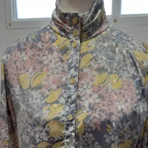 Tops | Vintage Russ Ladies Floral Button Up Shirt Size Small | Poshmark